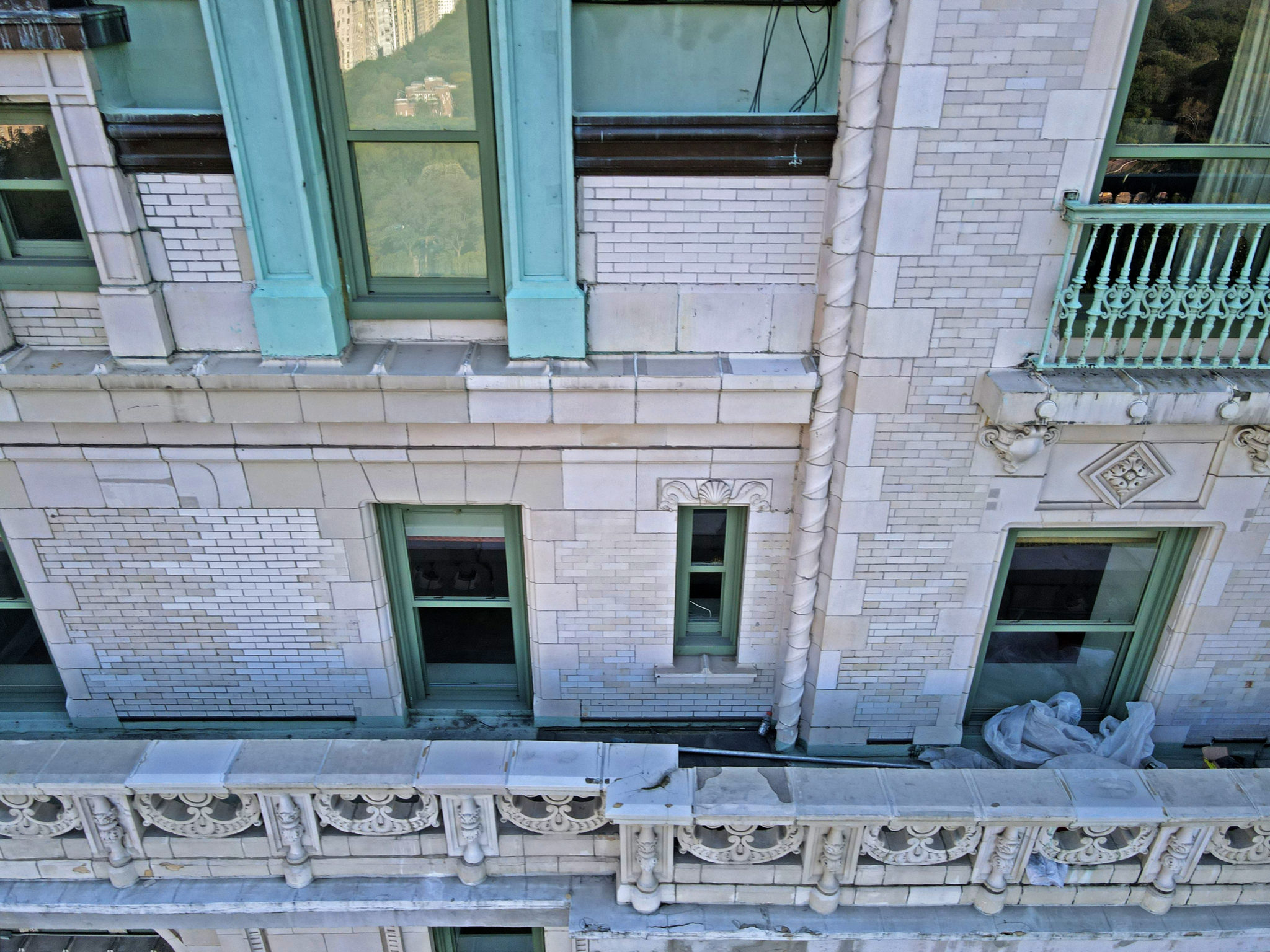 Forensic Building Consultants | Howard L. Zimmerman Architects